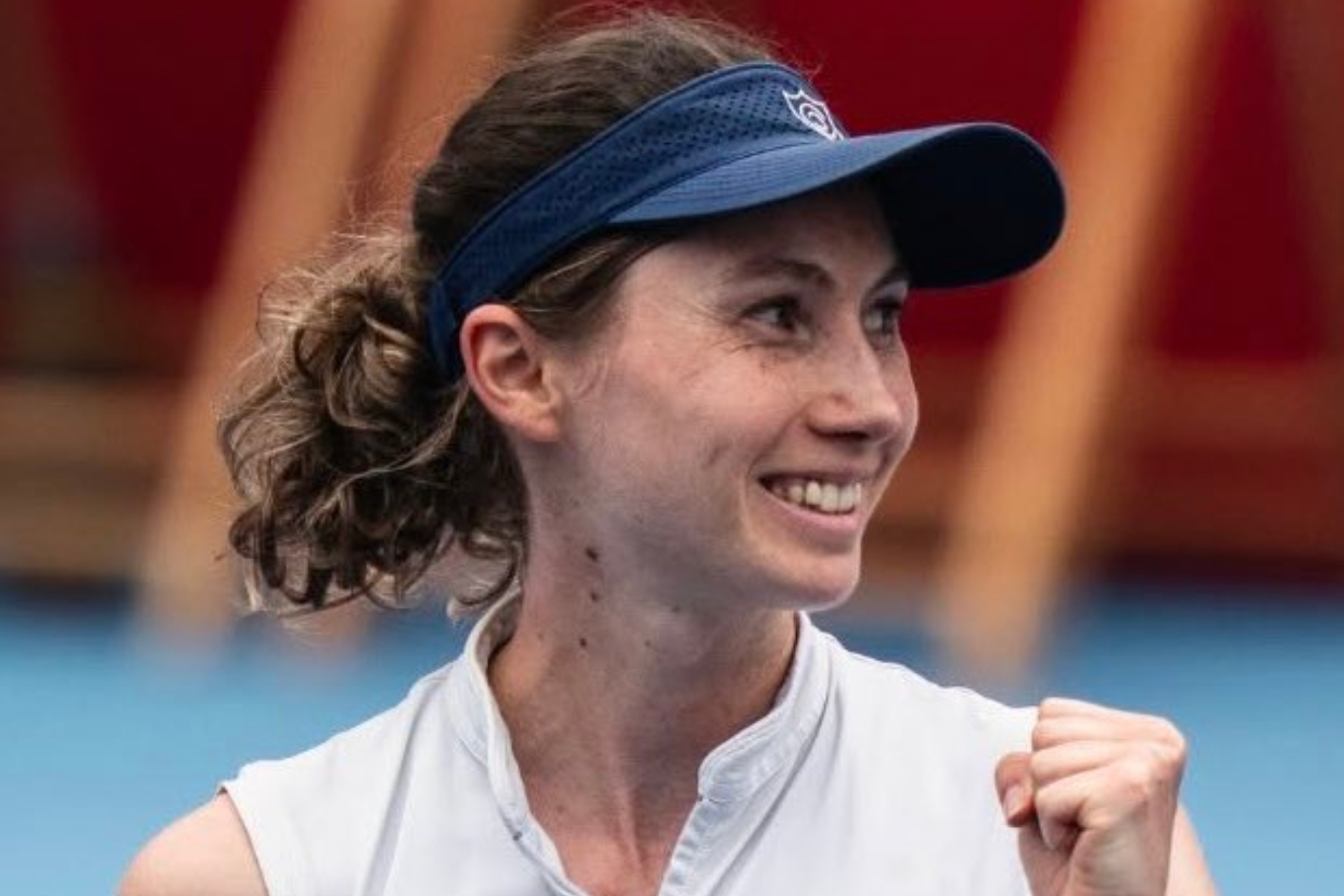 Cristina Bucsa se cuela en su primera final en Hong Kong y asegura el ...
