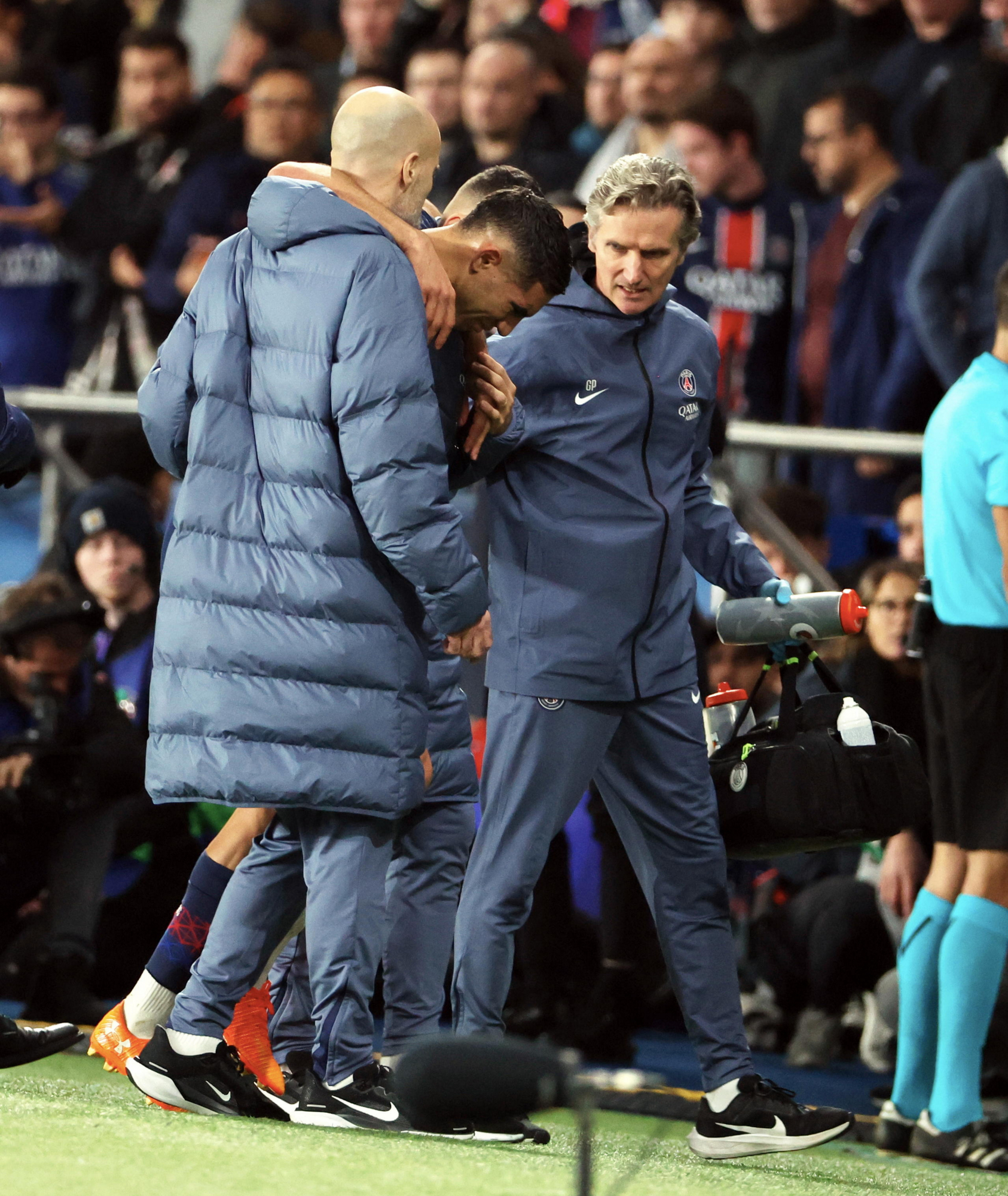 Las duras imágenes de la lesión de Achraf Hakimi: se marchó llorando ...