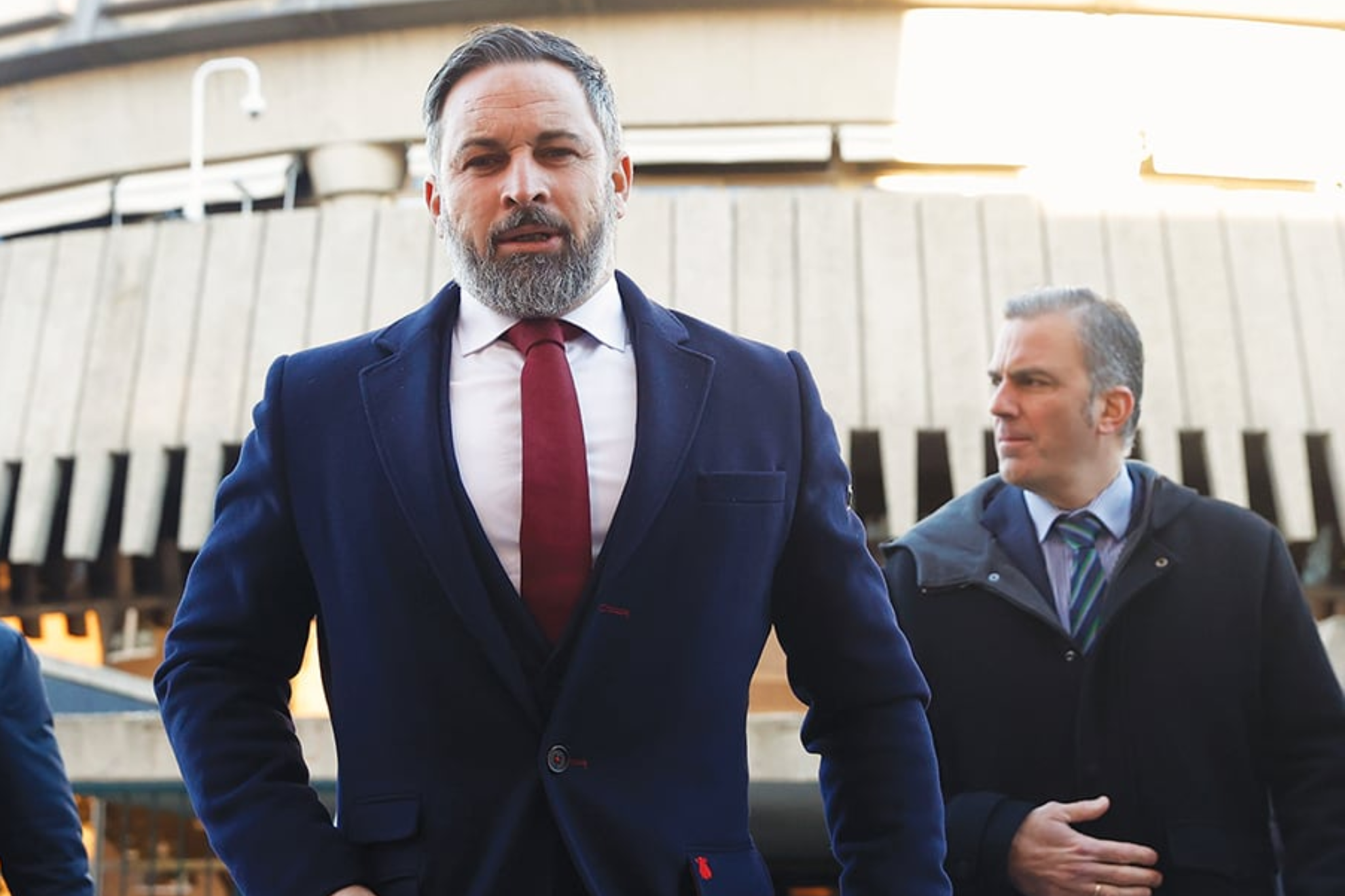 Abascal y la partida de 'fútbol' con Ortega Smith tras sus mensajes ...