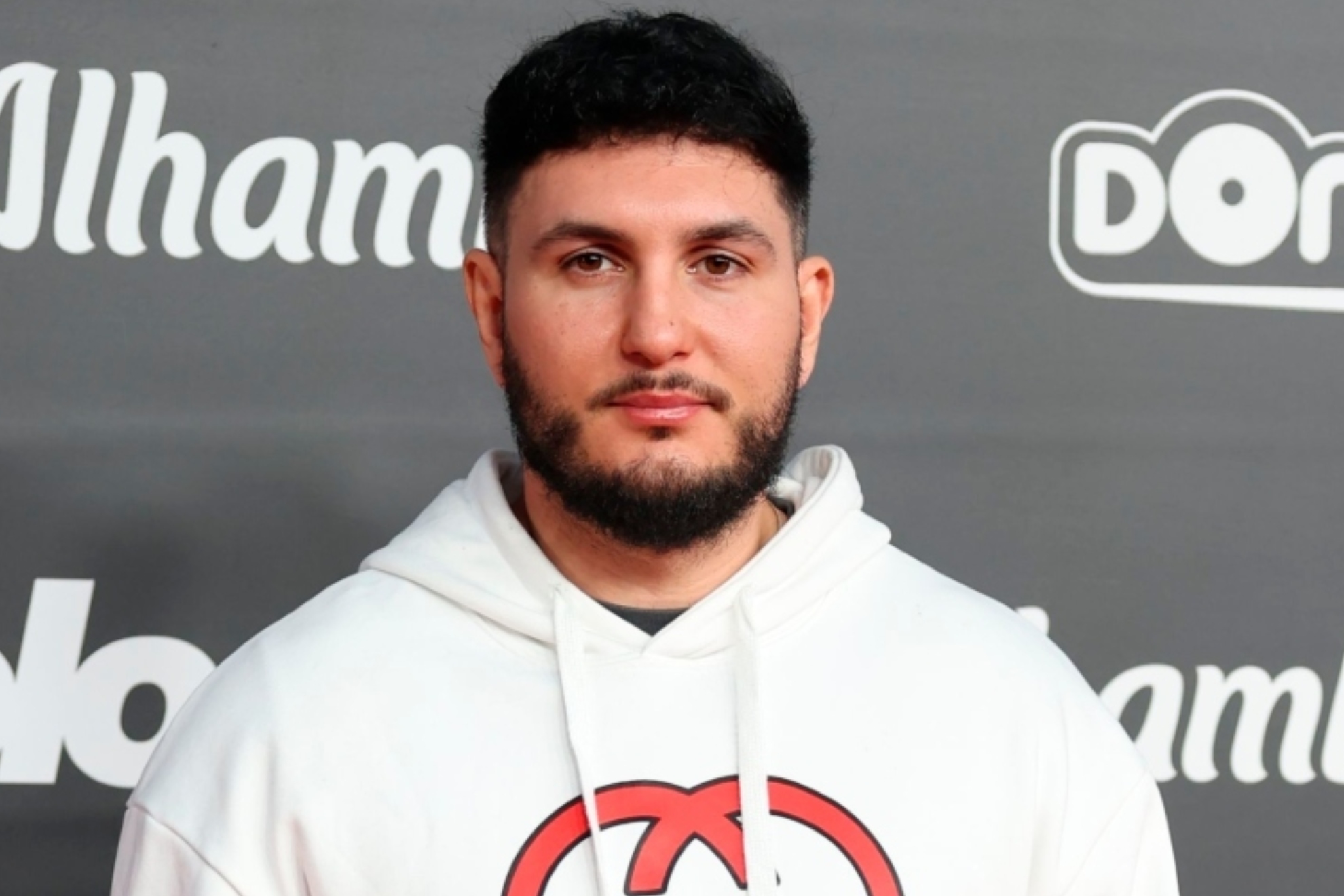 Omar Montes acalla las críticas sobre la exposición de su hijo en redes ...