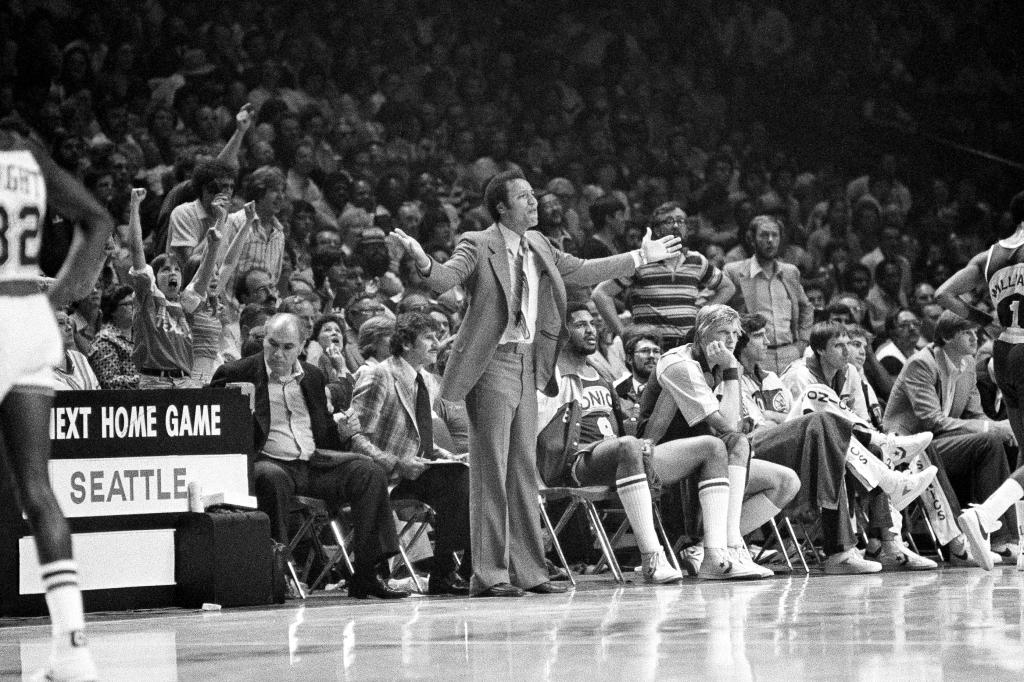 Muere Lenny Wilkens, leyenda como jugador y entrenador de la NBA