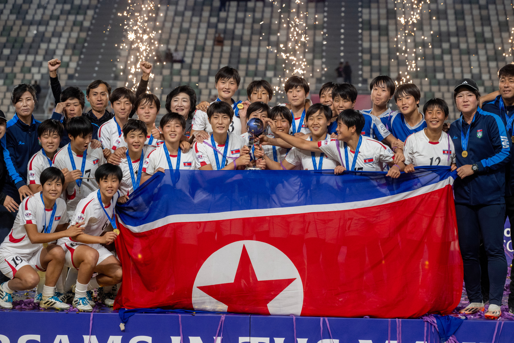 Portada de MARCA.com del 10/11/2025 por la tarde | Hemeroteca MARCA.com