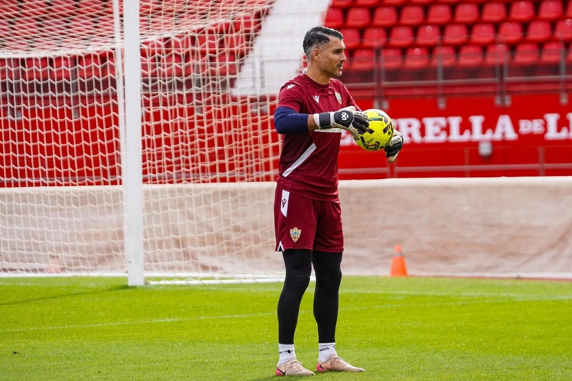 Andrés se convierte en el jugador más longevo en defender la elástica ...