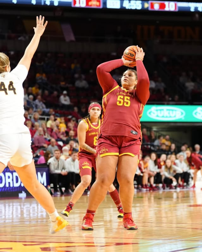 The unstoppable 'Lady Shaq' of women's basketball: the story of Audi ...