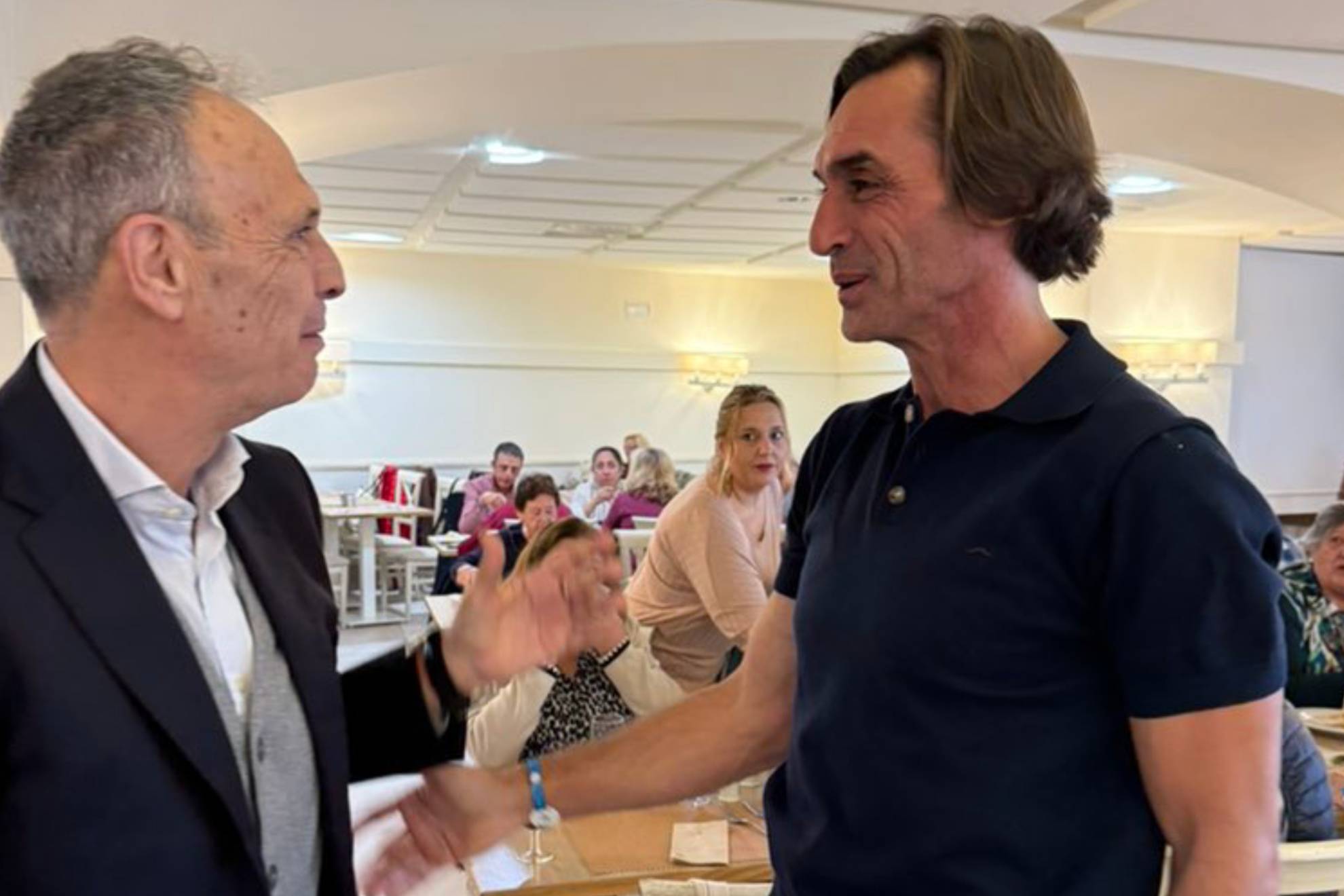 Javi Navarro: "El Sevilla necesita un cambio"