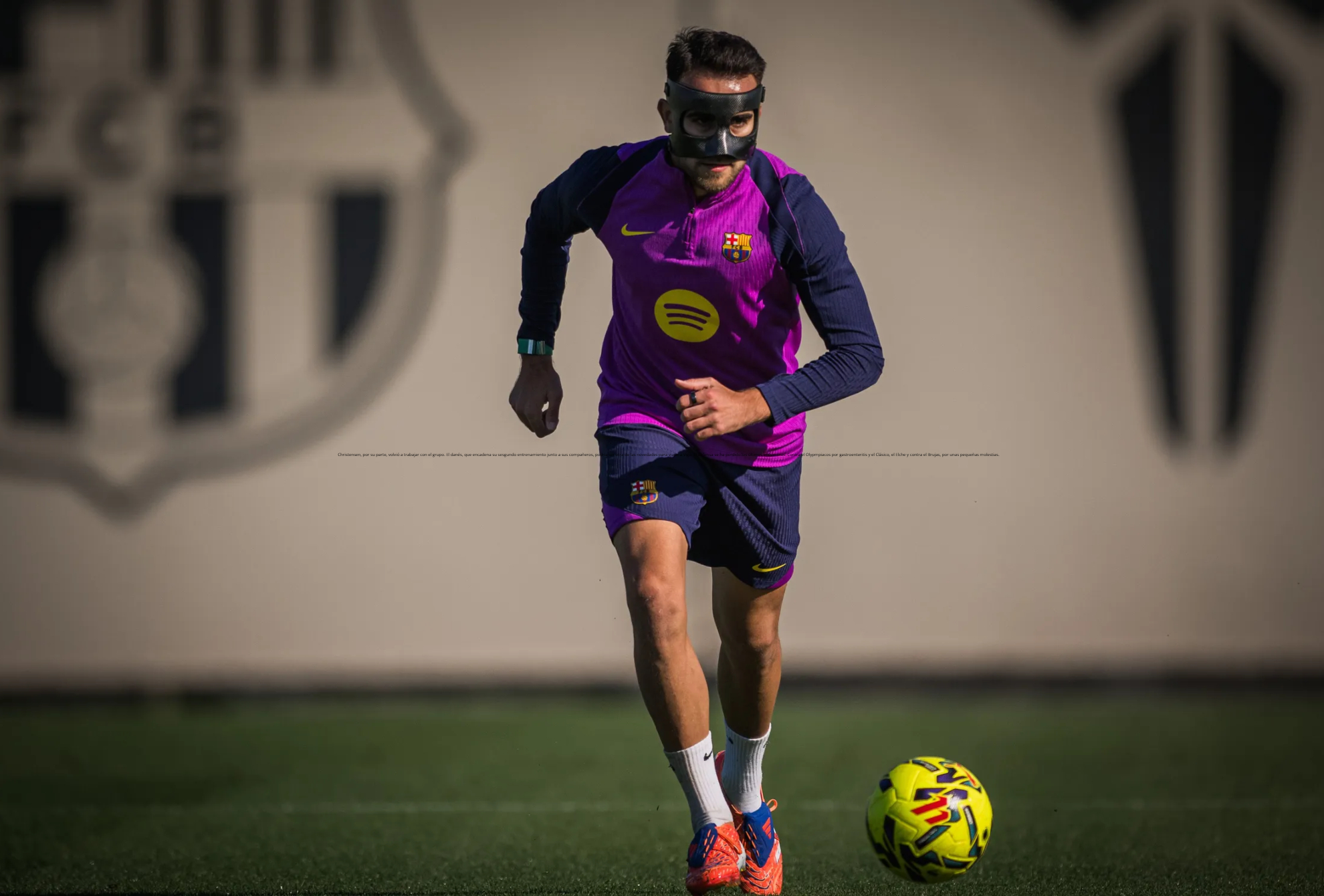 Raphinha realiza parte de la sesión con el grupo