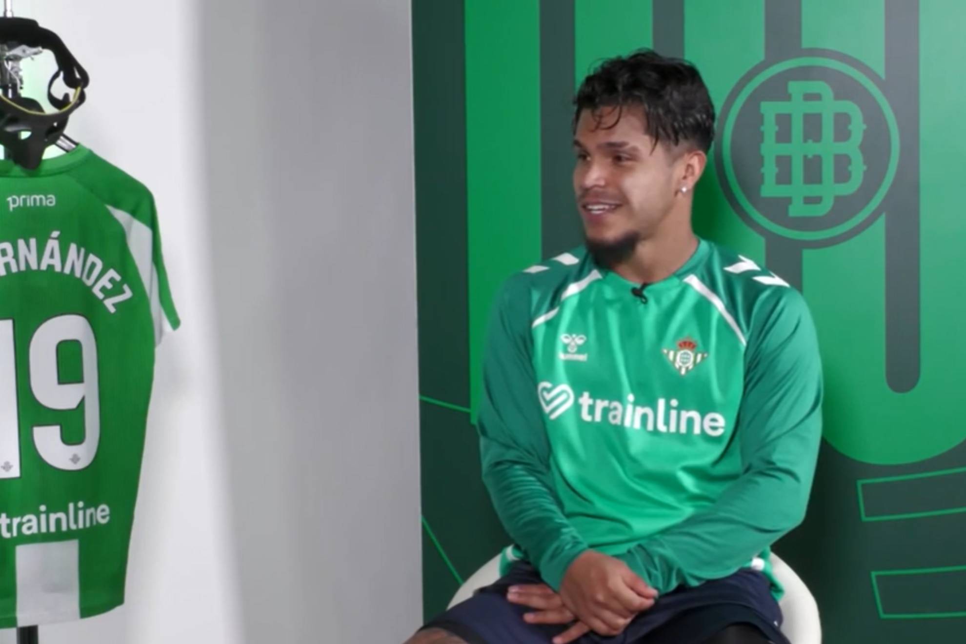 Cucho Hernández, sobre el regreso de Isco: "Se le ve muy fuerte, con ganas"