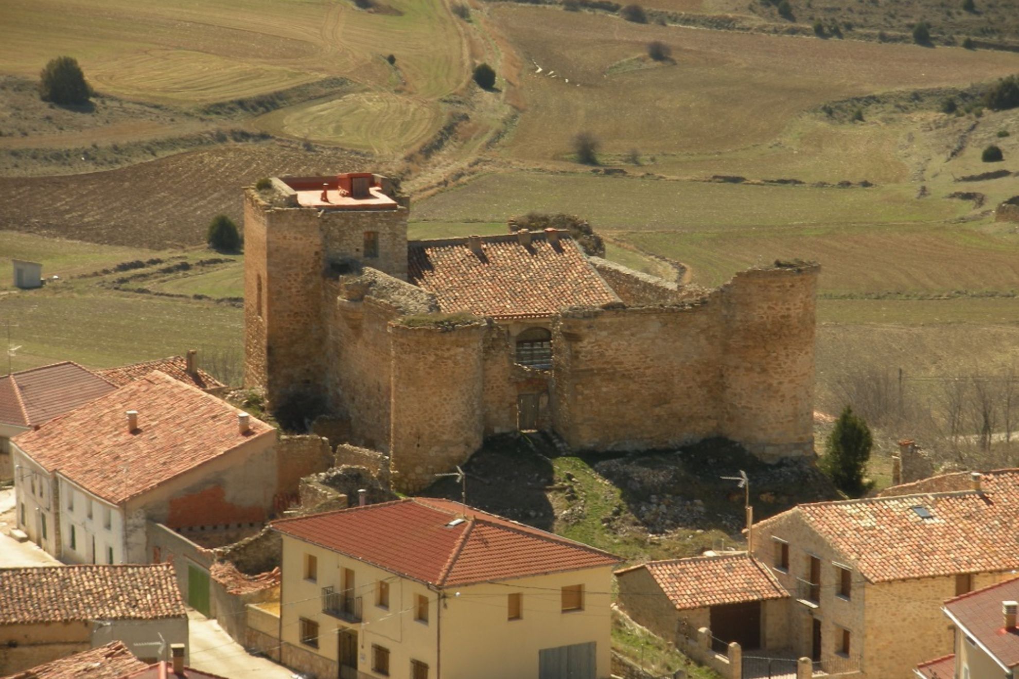 Ni el de Molina de Aragón ni el de Atienza: este es el castillo más ...