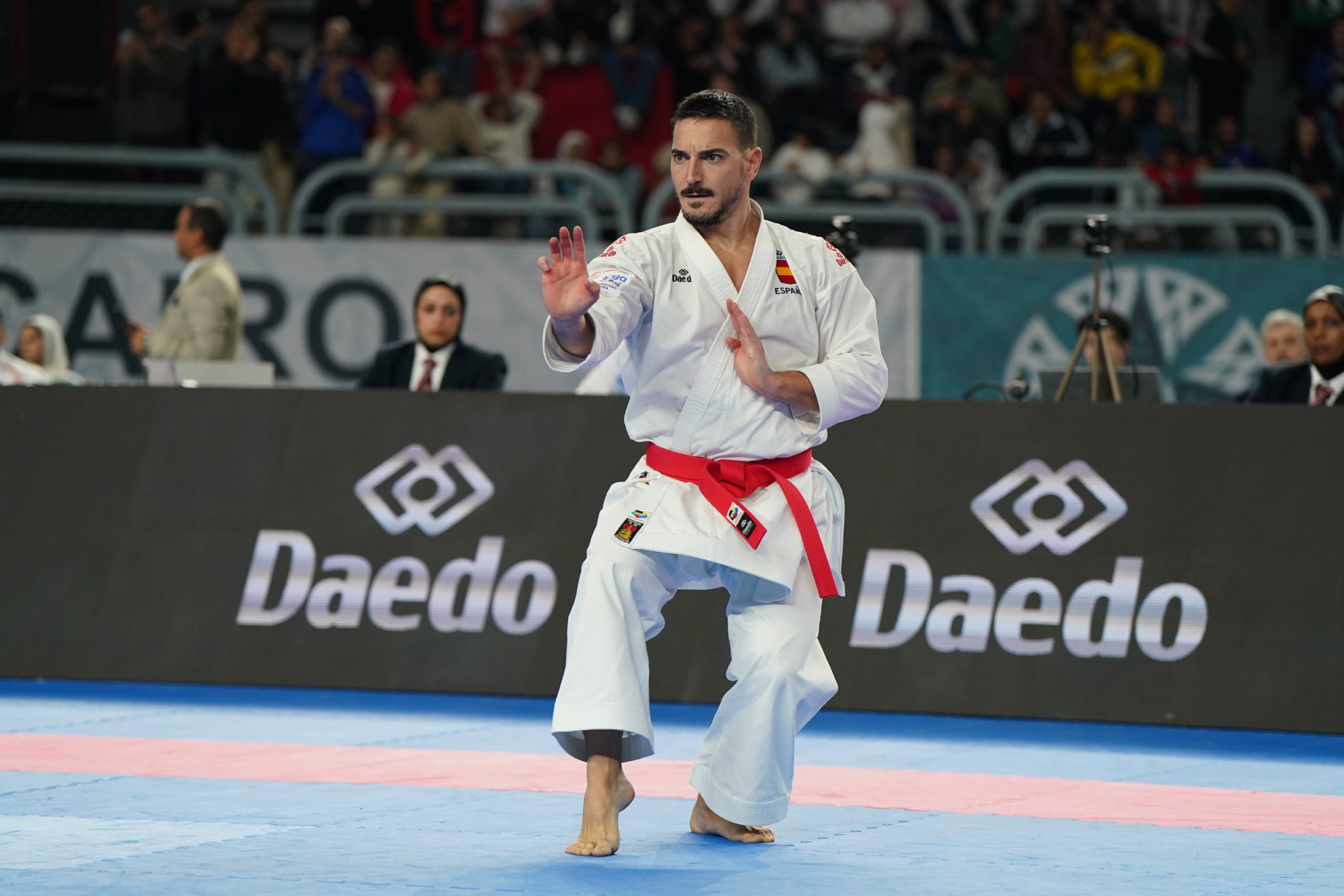 Damián Quintero se despide del kárate en los cuartos del Mundial