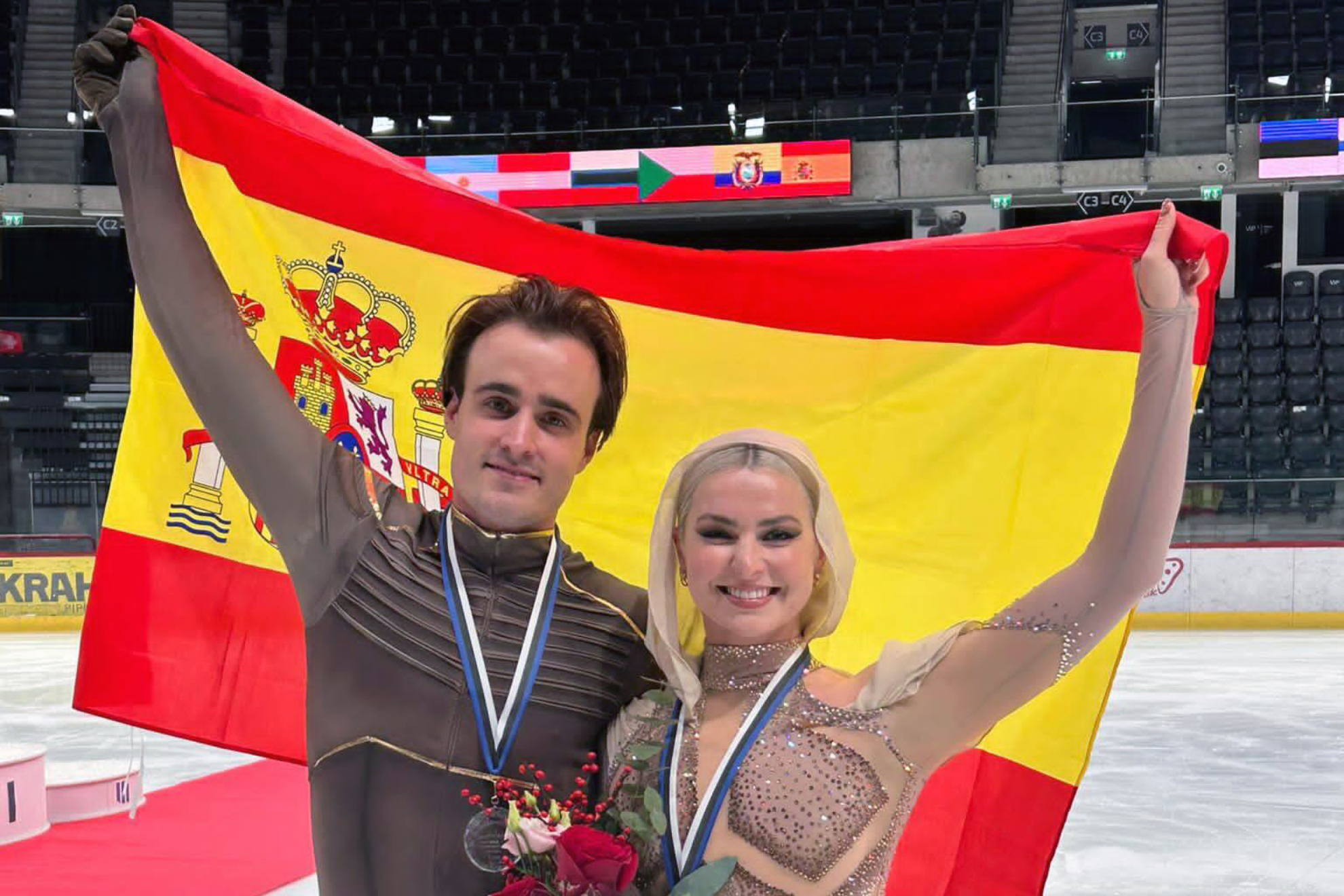Olivia Smart y Tim Dieck ganan el ISU Challenger Tallinn Trophy 2025