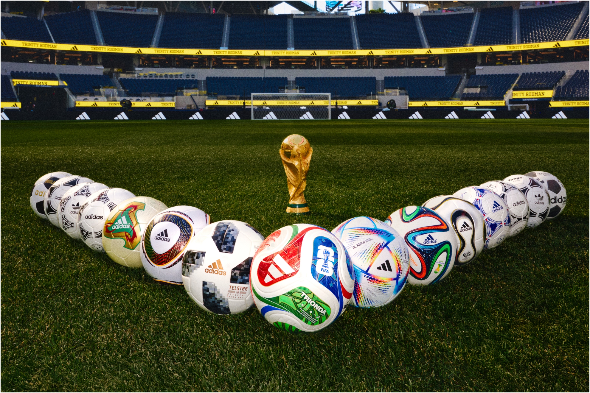 Los balones del Mundial, en la palma de tu mano
