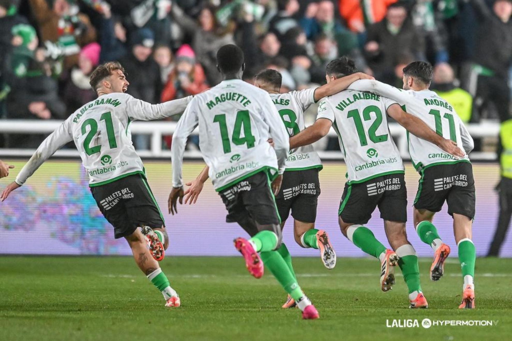 El Racing pelea contra su último fantasma
