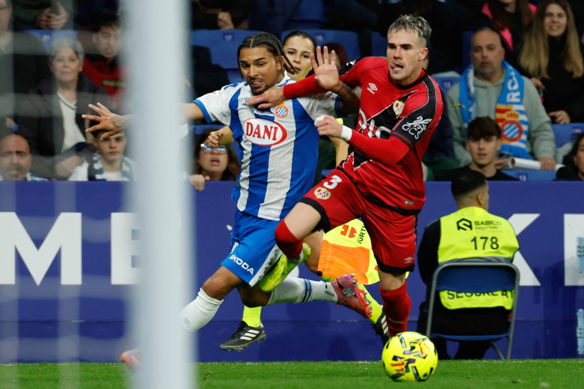 El Espanyol no podrá contar ni con Terrats ni con Dolan ante el Getafe