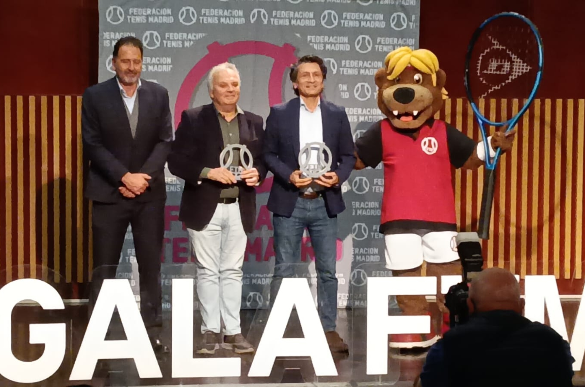 La Federación de Tenis de Madrid premia a Fernando M. Carreño en su gala anual