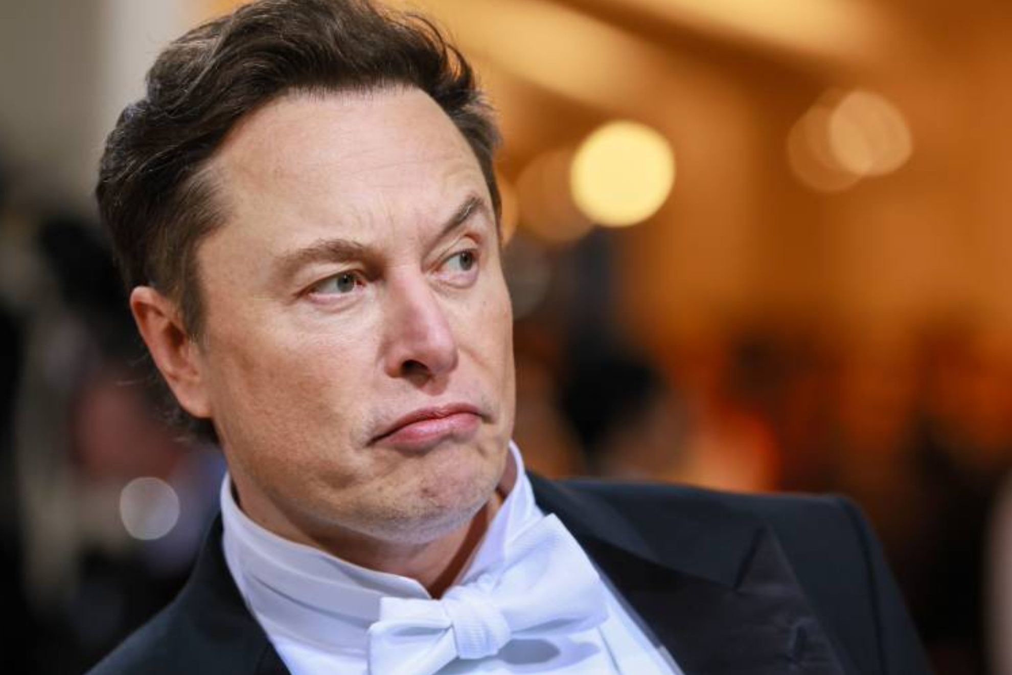La UE avisa a Elon Musk sobre los desnudos en X: "Es horrendo"