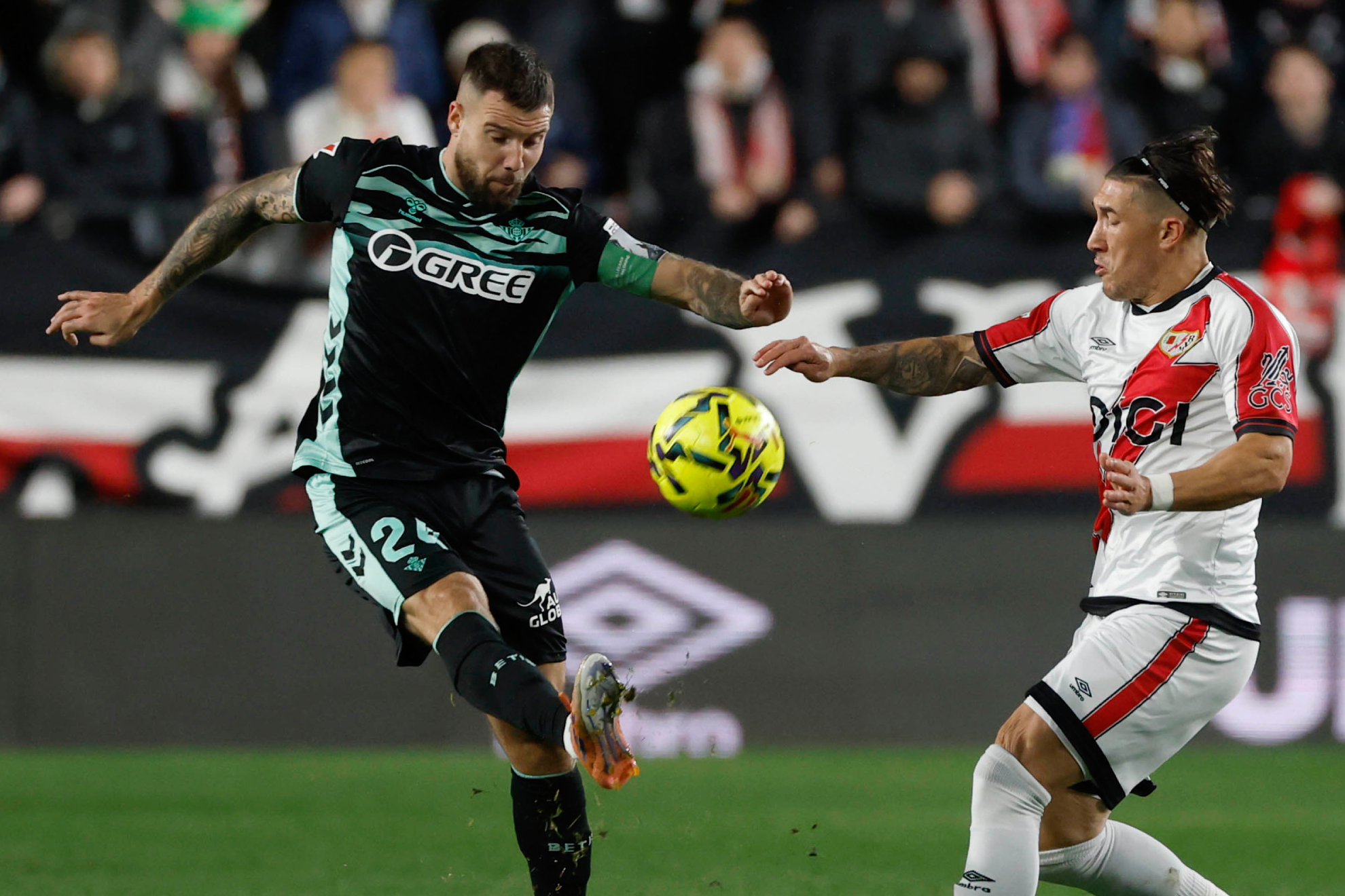 Aitor Ruibal responde con un "ale, homófobo" a un aficionado que le ...