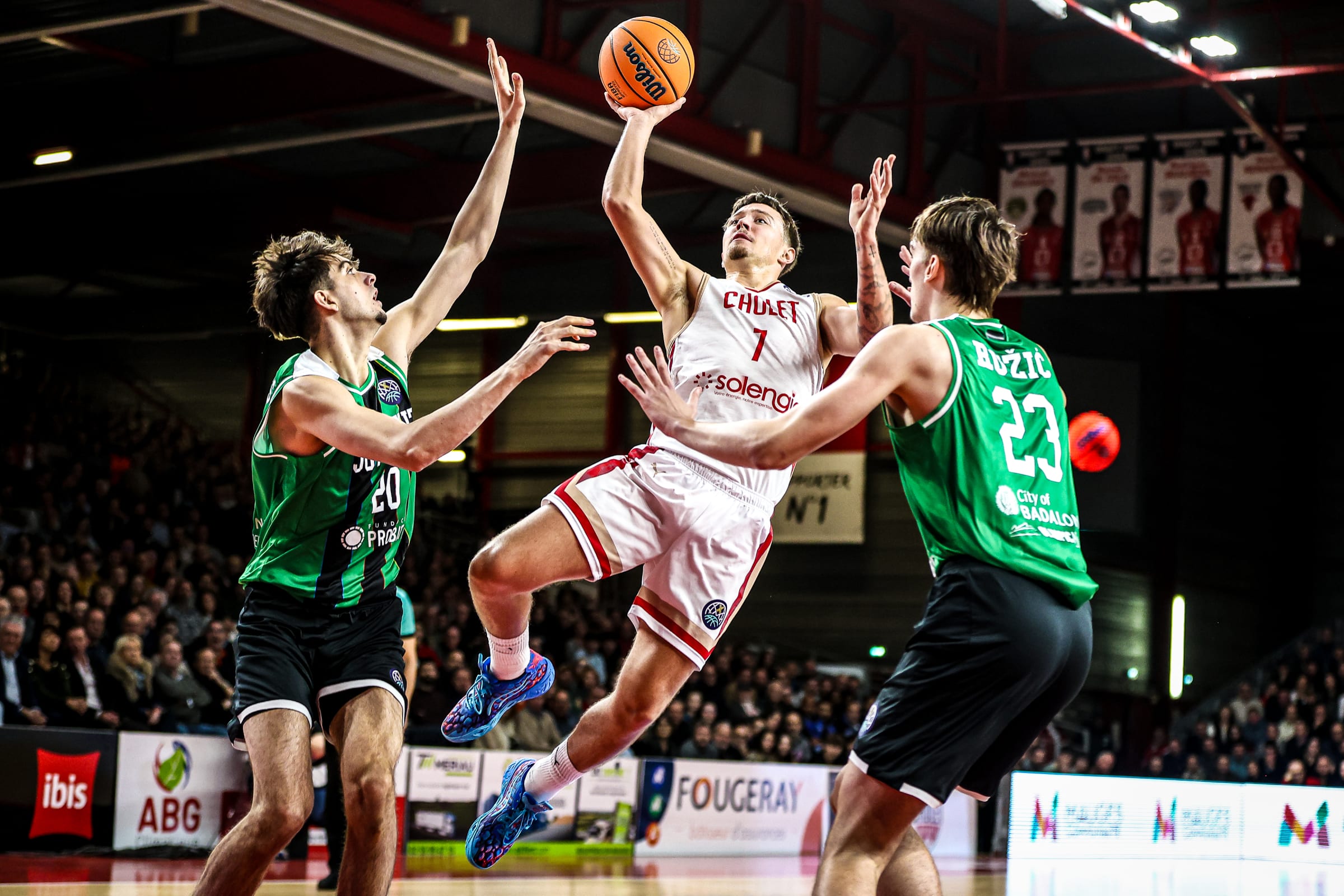 Cameron Hunt sella en Francia el séptimo triunfo del invicto Joventut ...