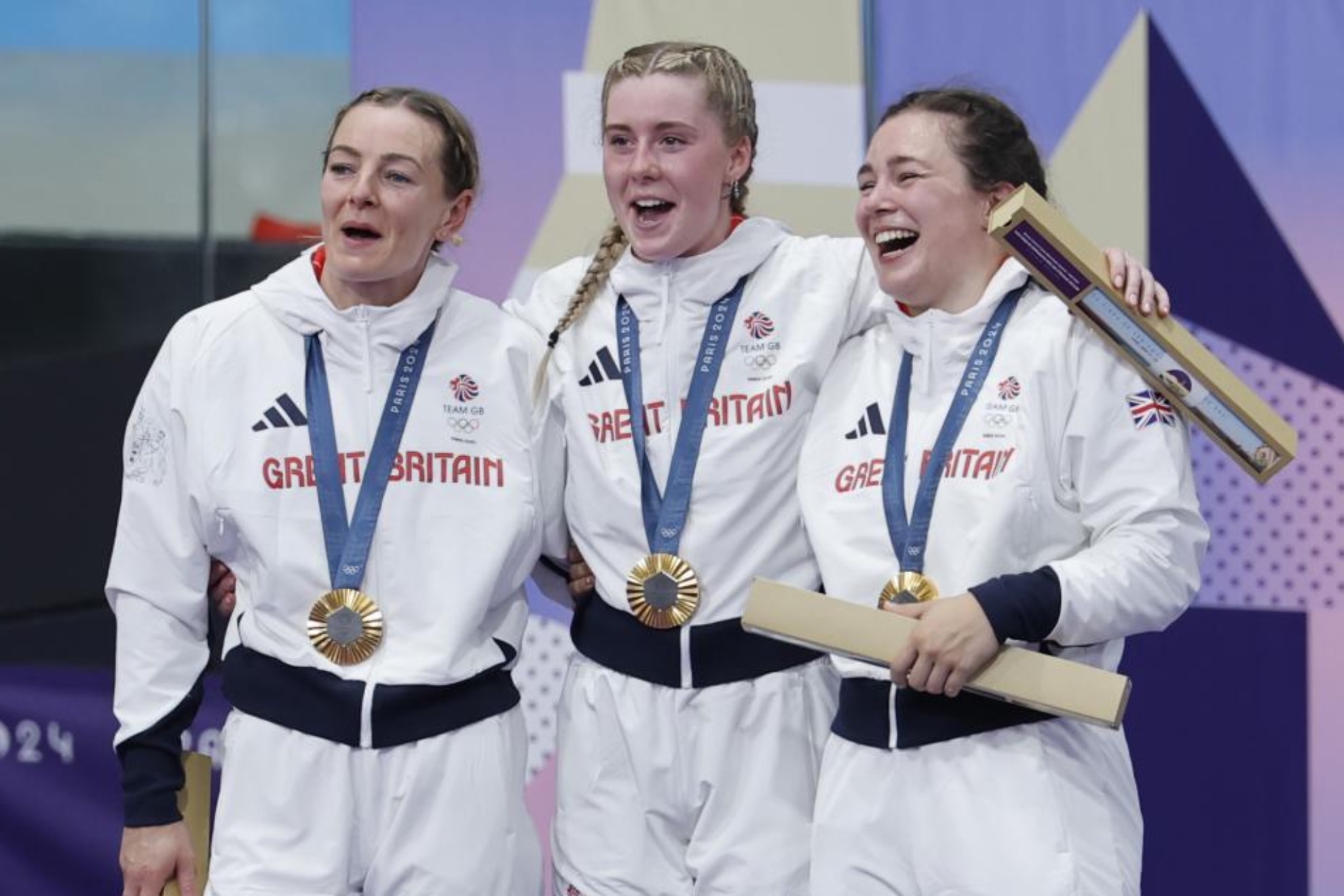 Oro y récord del mundo para el equipo femenino británico de ciclismo en ...
