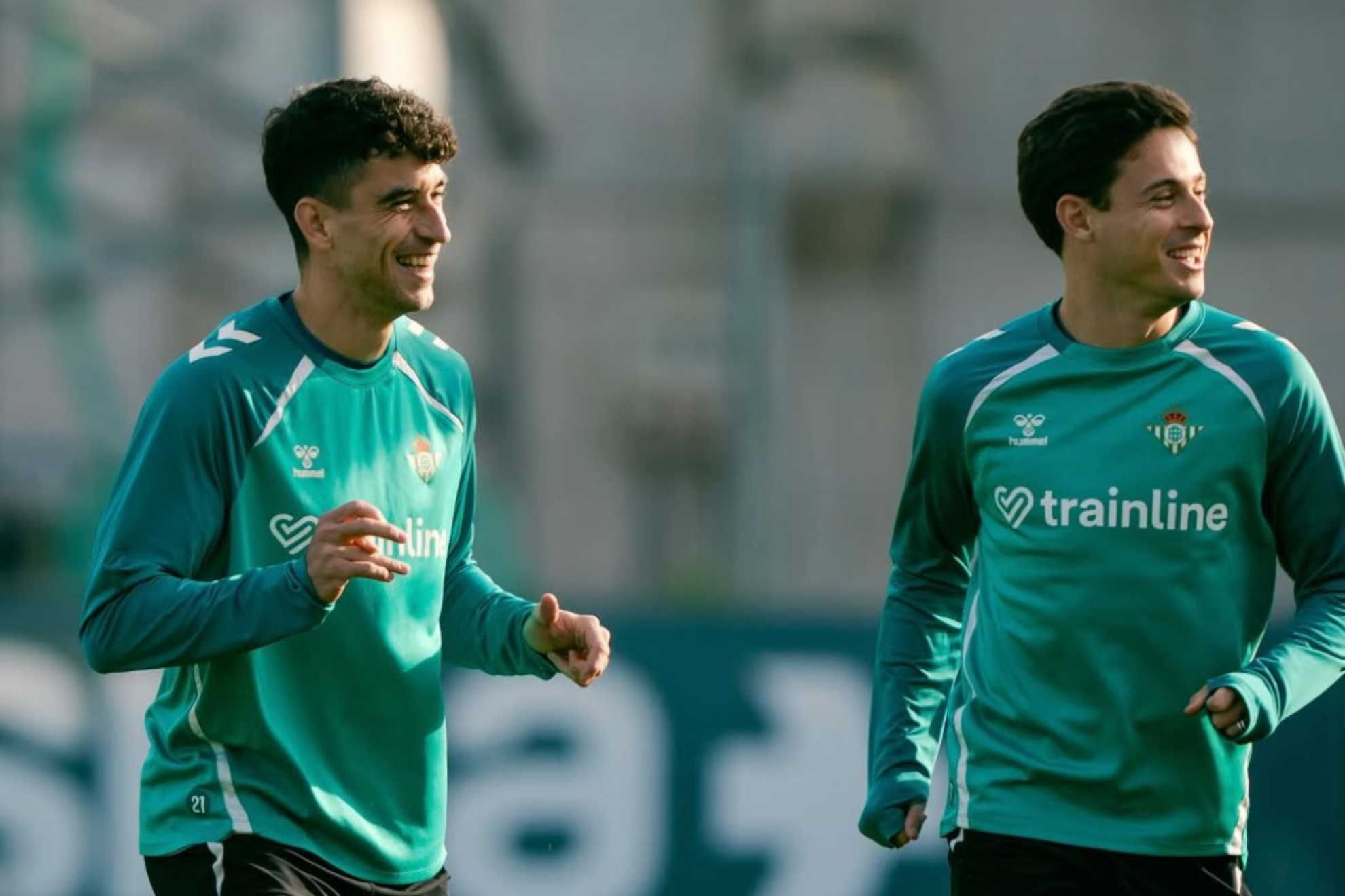 Marc Roca regresa al grupo y apunta a la lista frente al Getafe