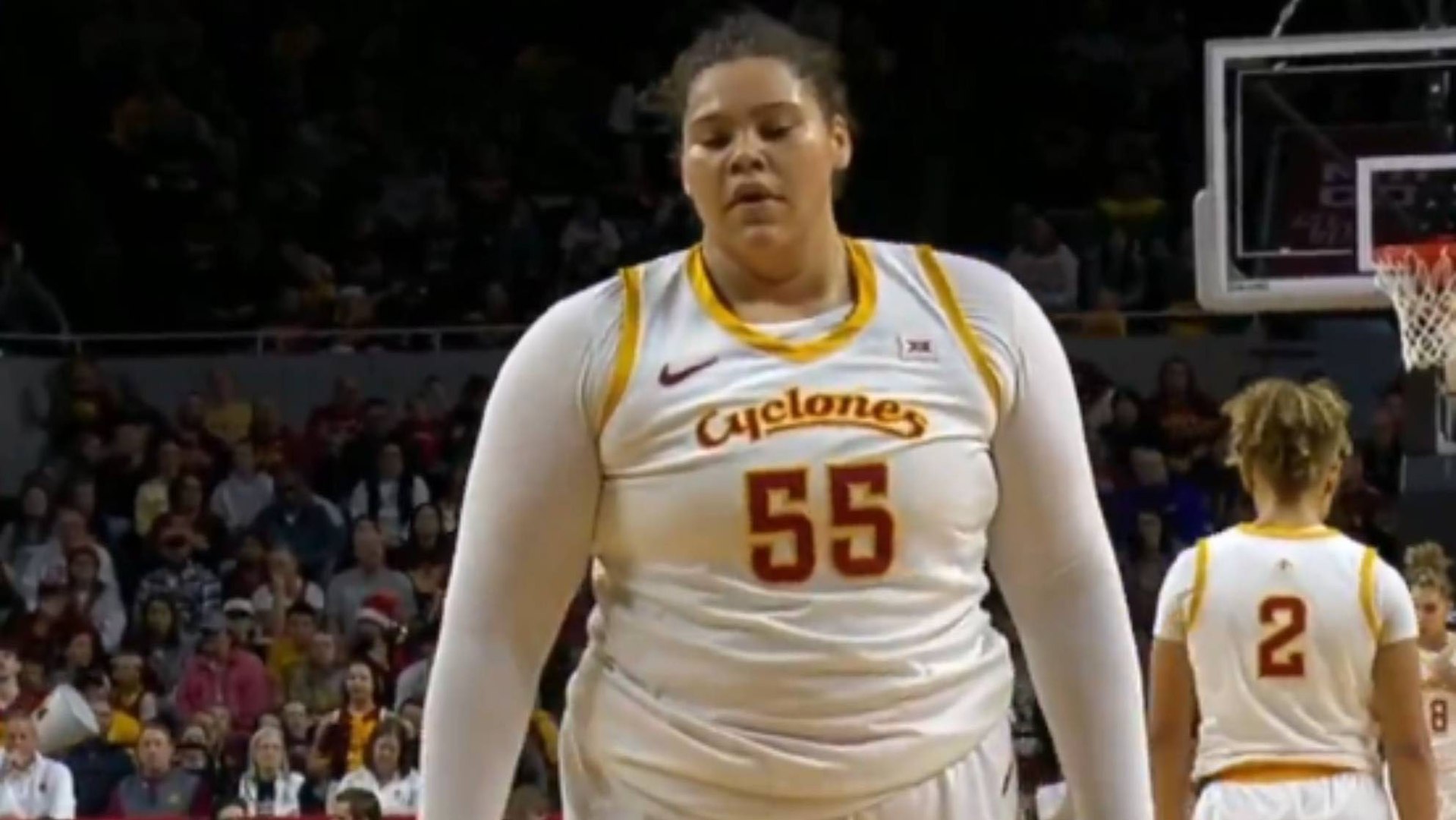 La imparable 'Lady Shaq' del baloncesto femenino: Audi Crooks vuelve a ...