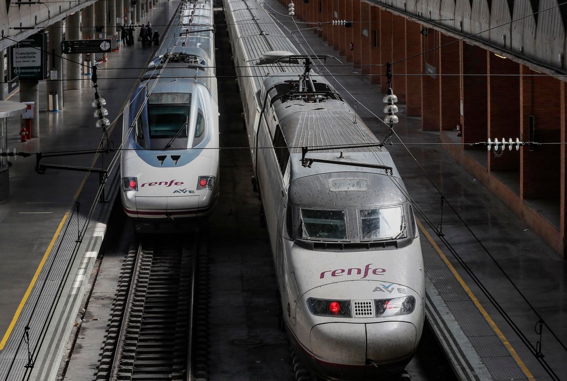 El Gobierno y Renfe confirman nuevos abonos y descuentos: cuánto ...
