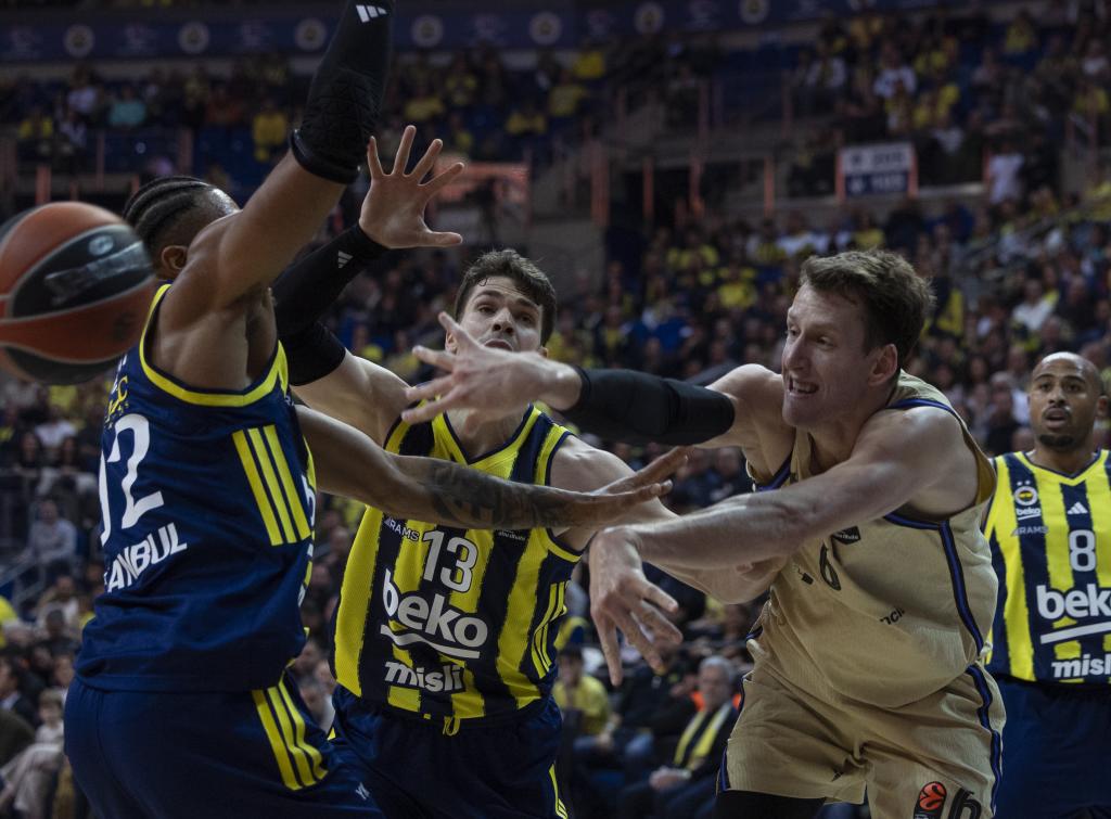 El Fenerbahce neutraliza el efecto Punter y a un gran Brizuela
