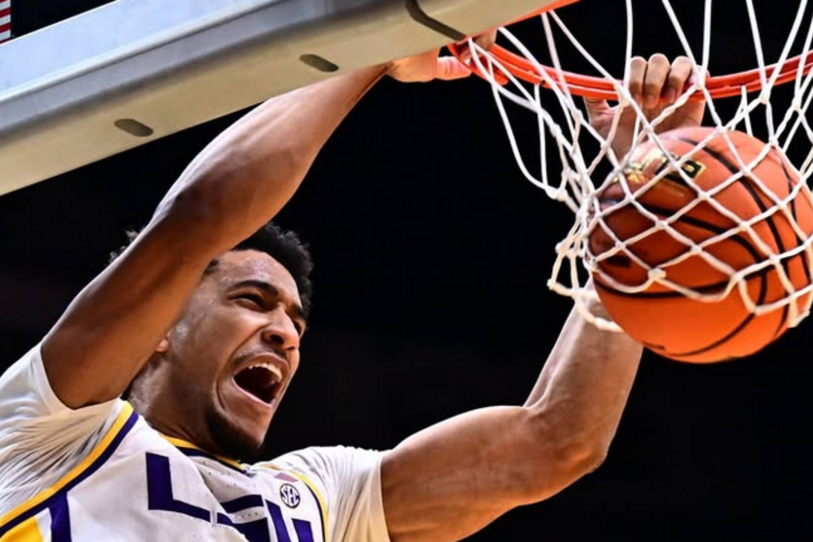 La imparable 'Lady Shaq' del baloncesto femenino: Audi Crooks vuelve a ...