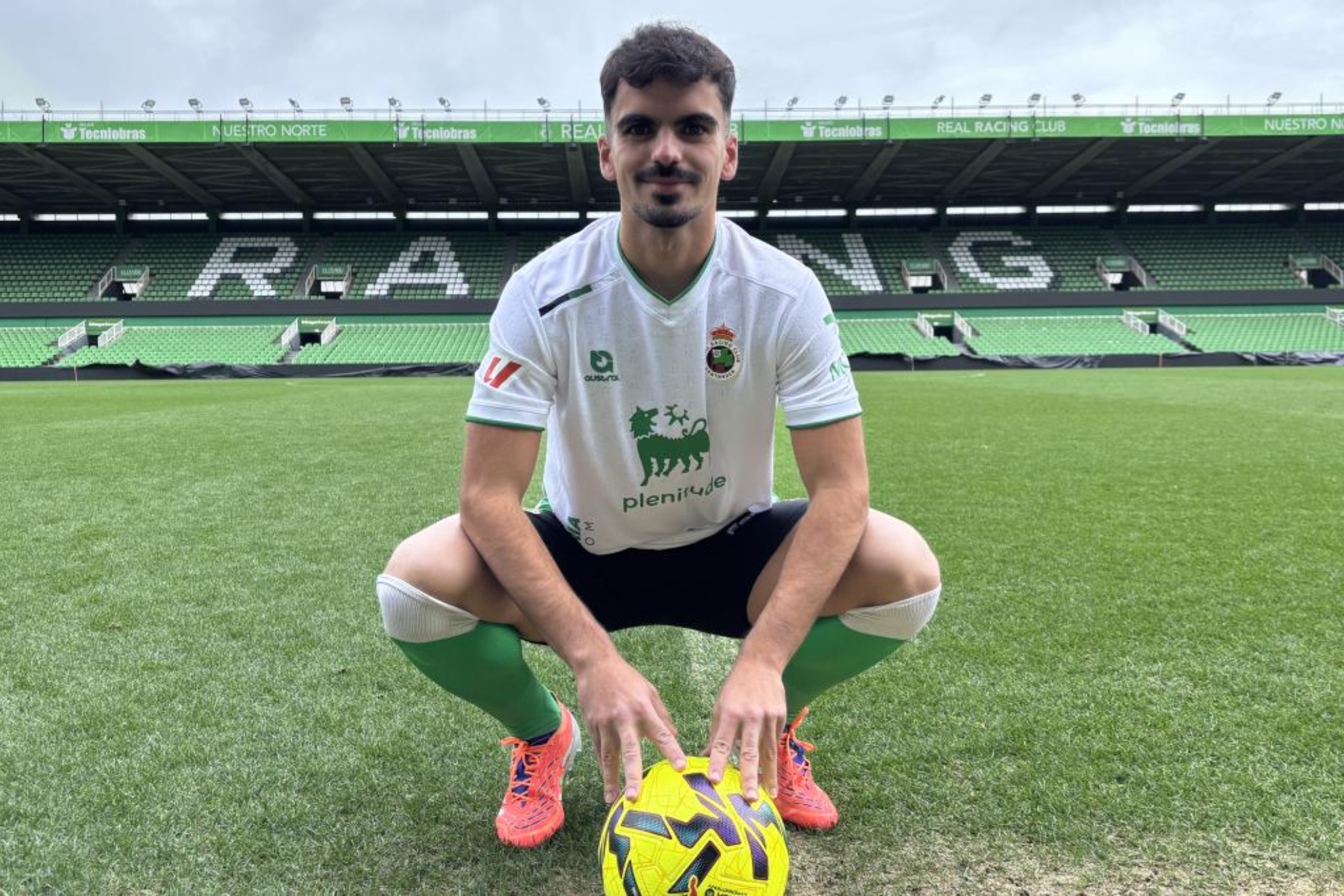 Damián, primer refuerzo del Racing: “Soy un jugador al que le gusta ...