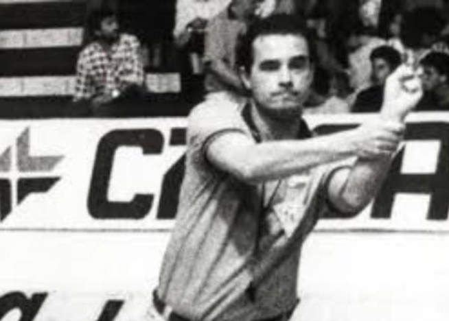Muere 'Chuchi' Arencibia, árbitro de baloncesto entre 1980 y 1992