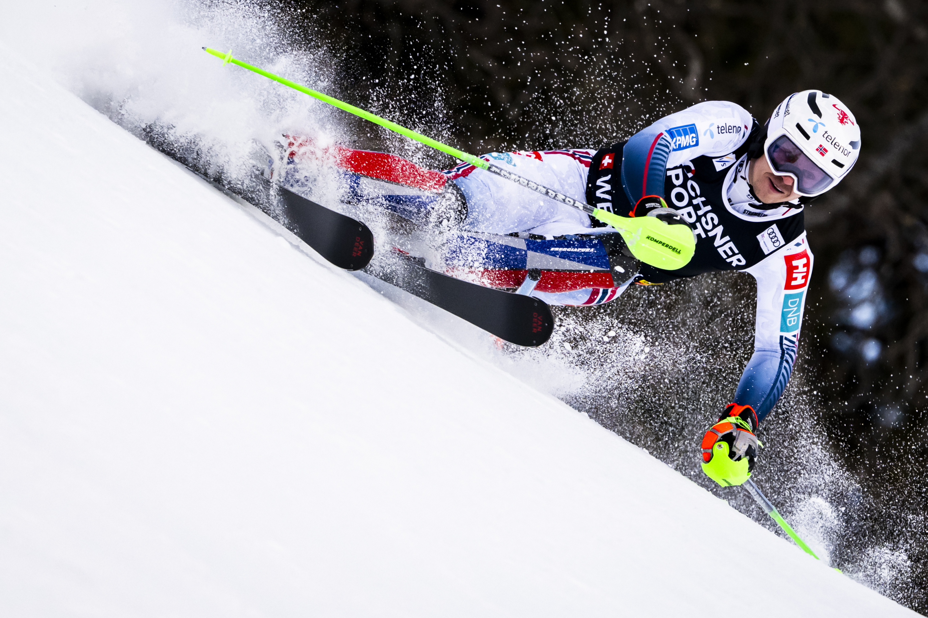 Atle Lie McGrath repite en Wengen y Kristoffersen alcanza los 100 podios