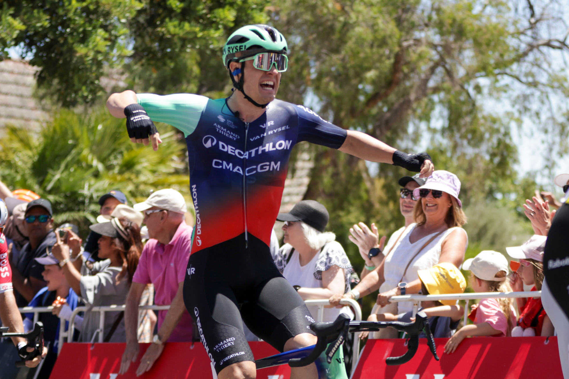 Lund Andresen sorprende al esprint y es el nuevo líder del Tour Down Under