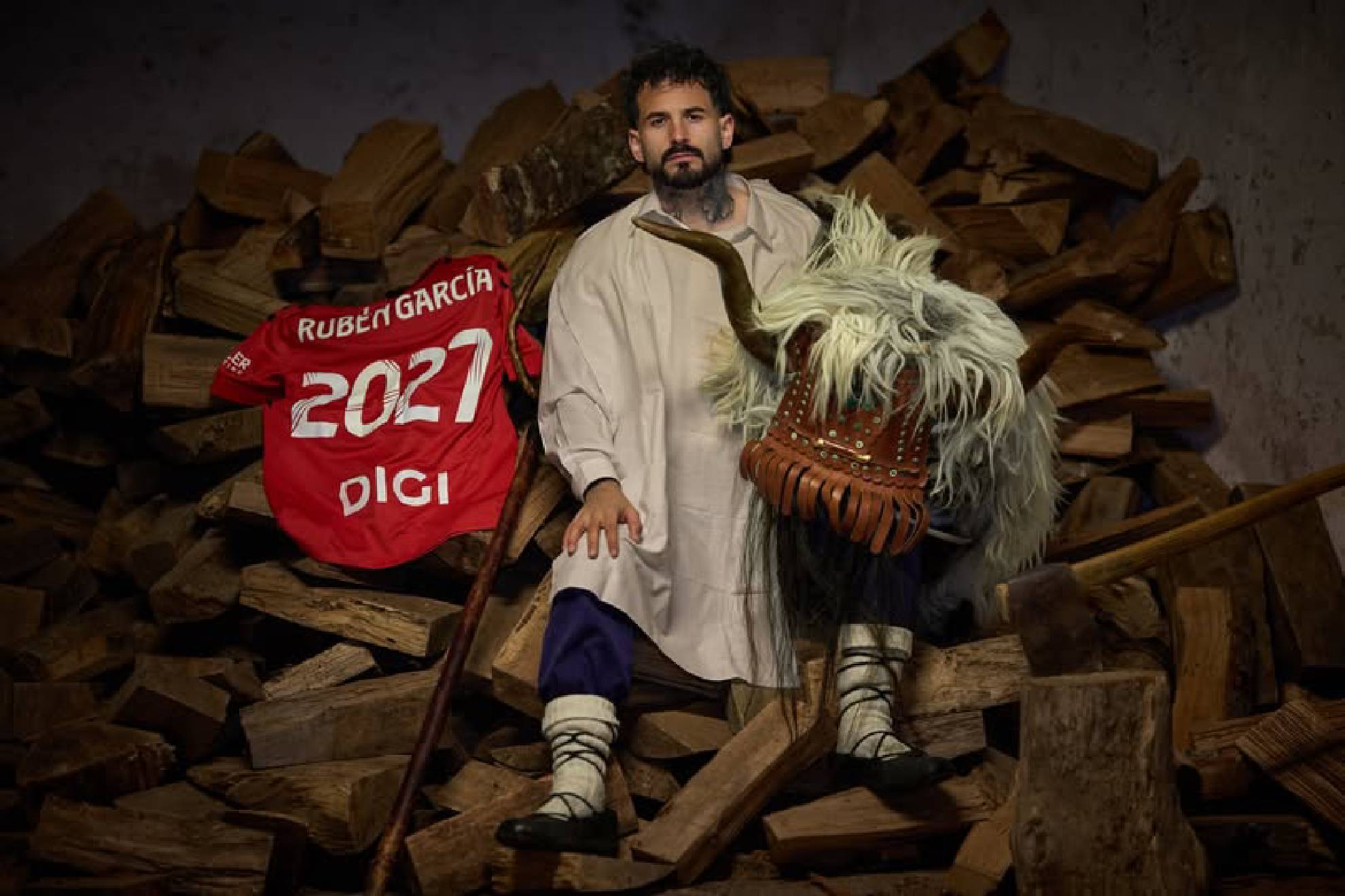 Rubén García seguirá un año más en Osasuna