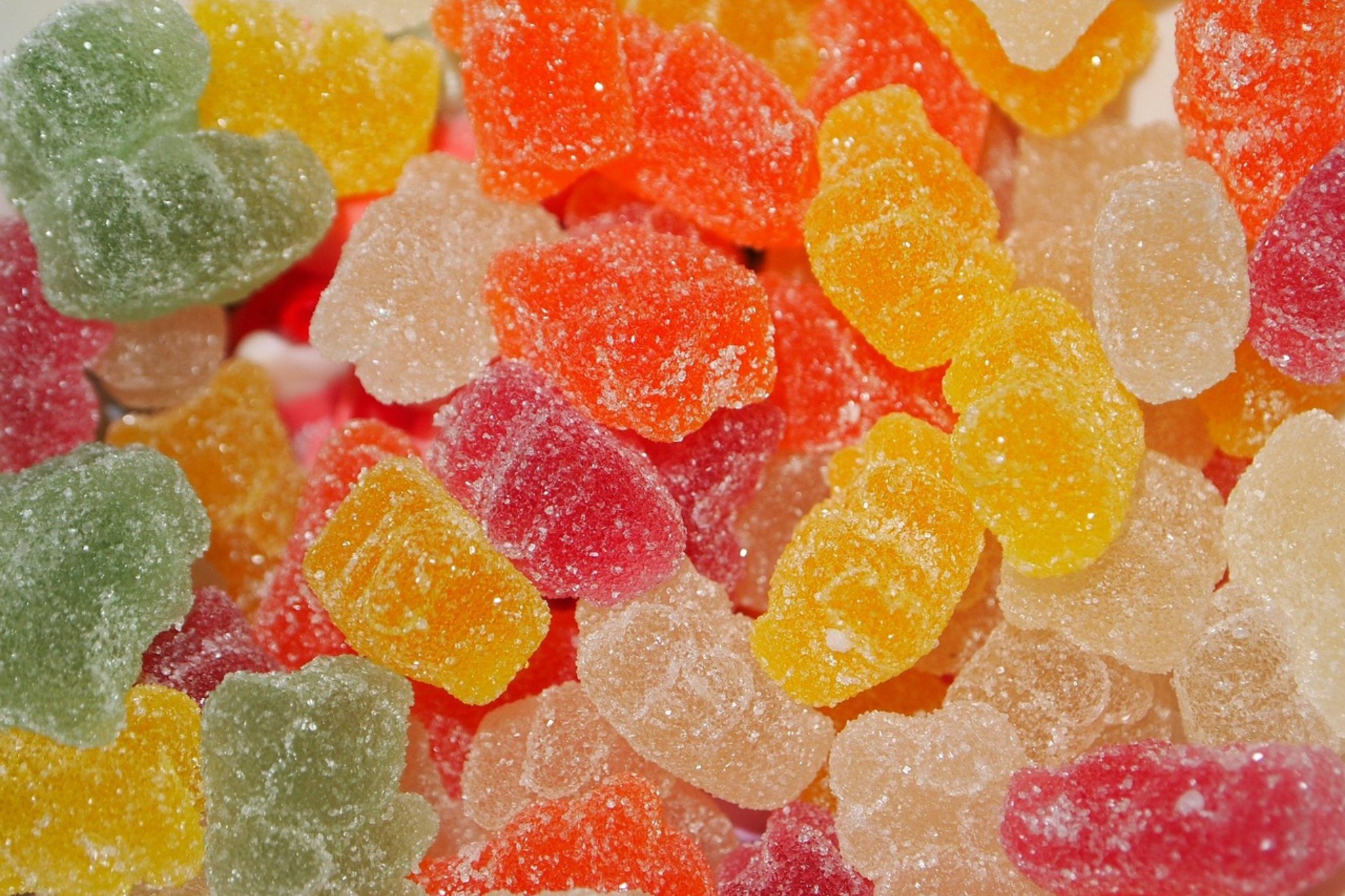 La OCU detecta gominolas con cannabidiol que podrían incumplir la ...