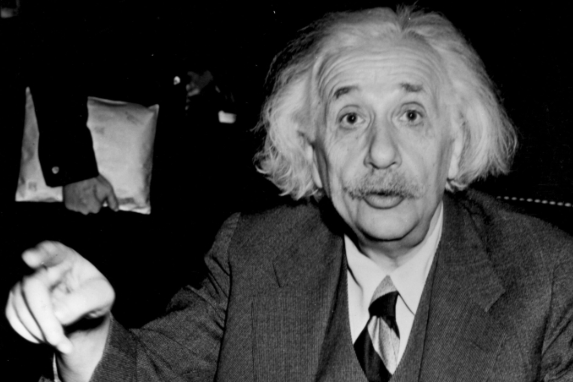 Albert Einstein y su reflexión que bien valdría para hoy: "En los ...