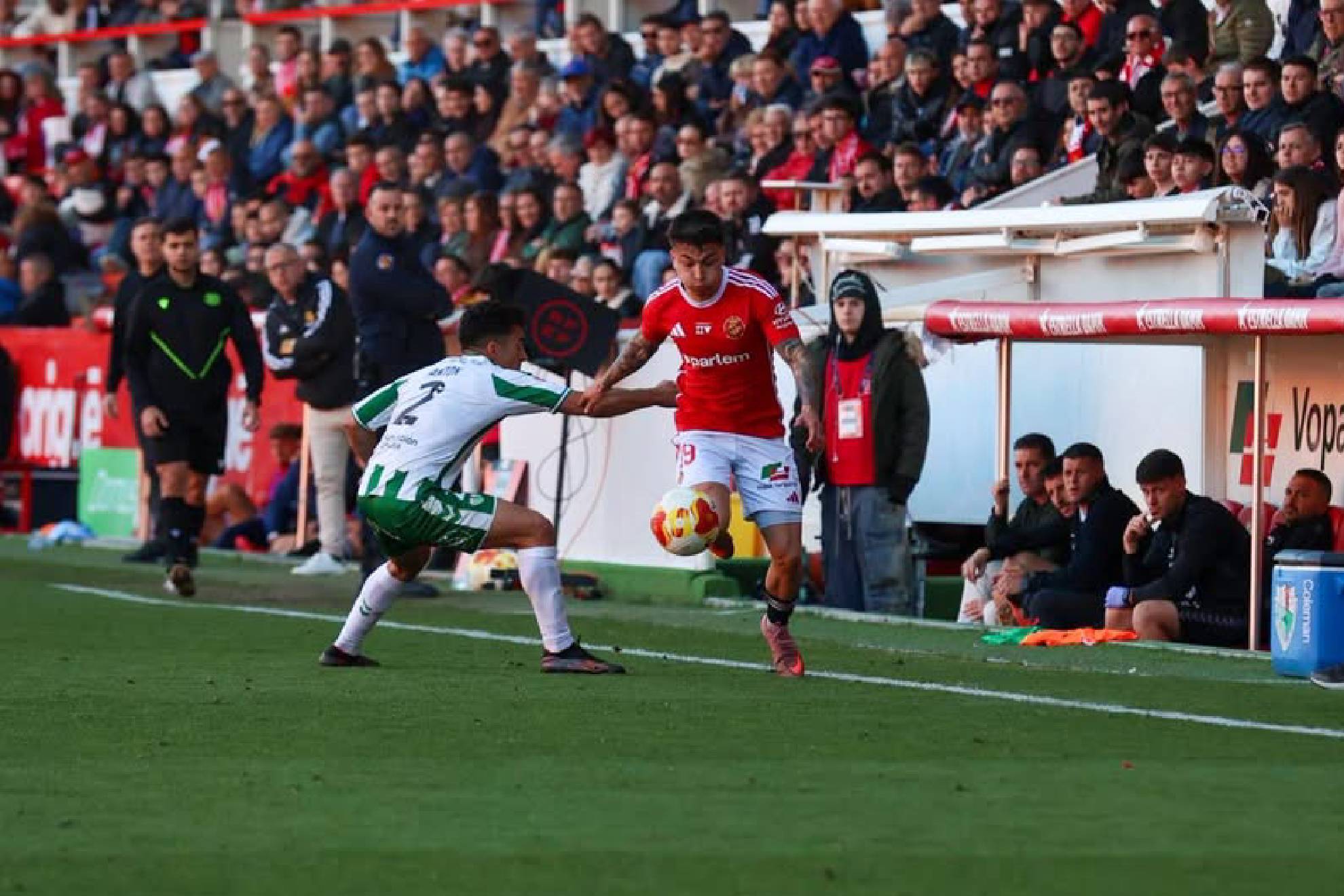 El Nàstic exhibe de nuevo una grave crisis de juego