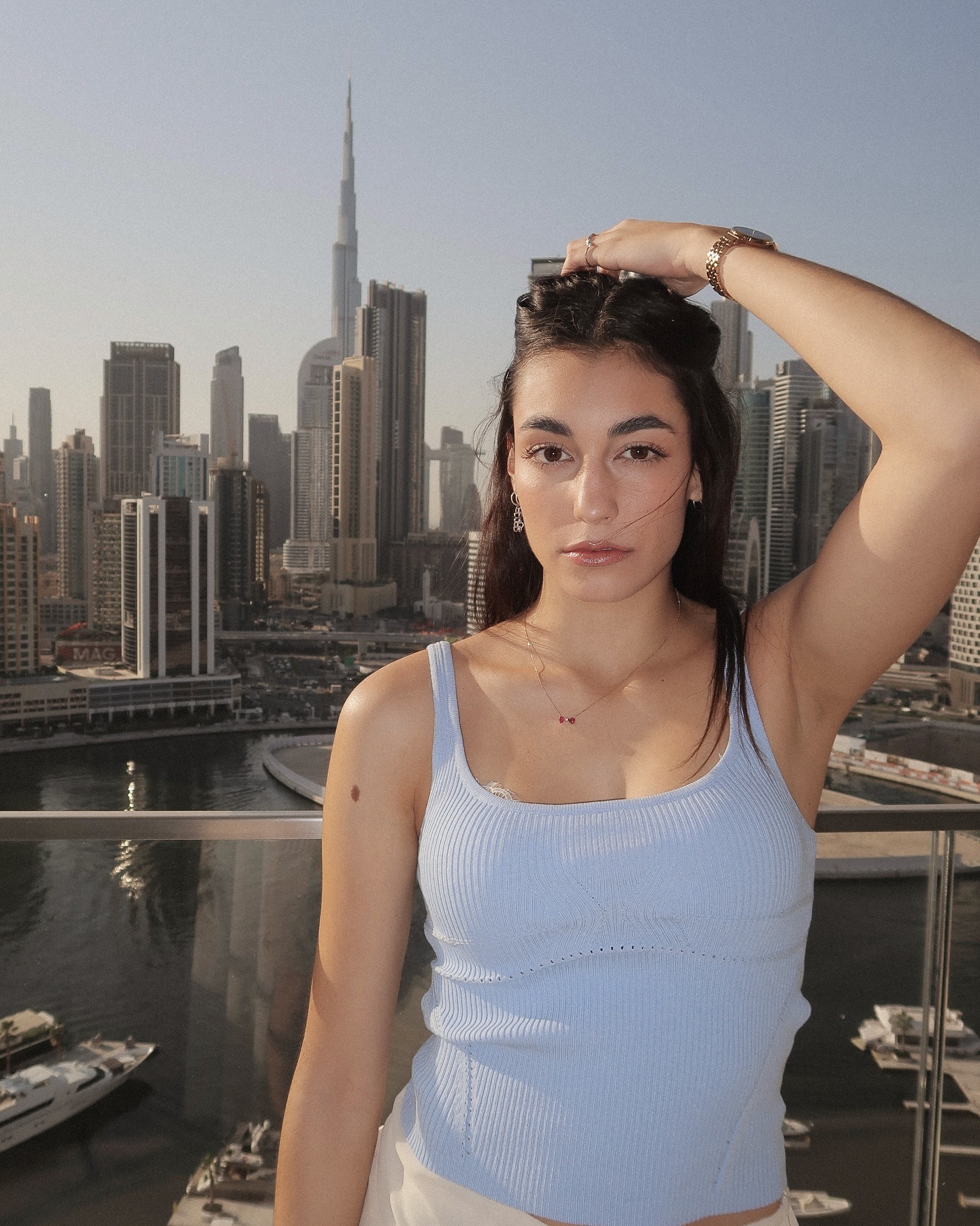 Quién es Espe Borrás, la influencer que ha posado con Vinicius y que ...