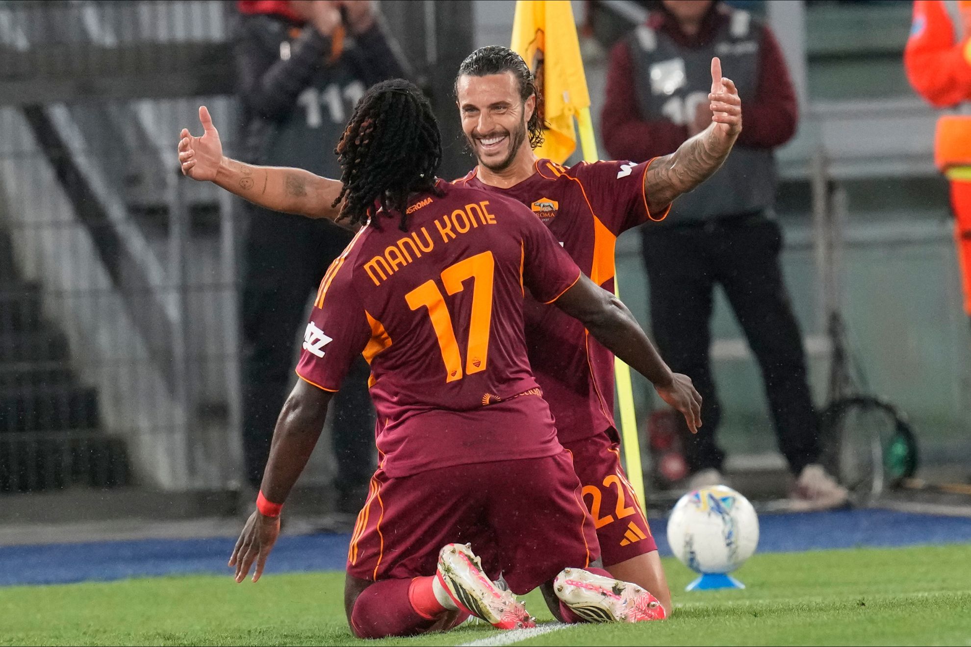 Mario Hermoso se gana la renovación con la Roma