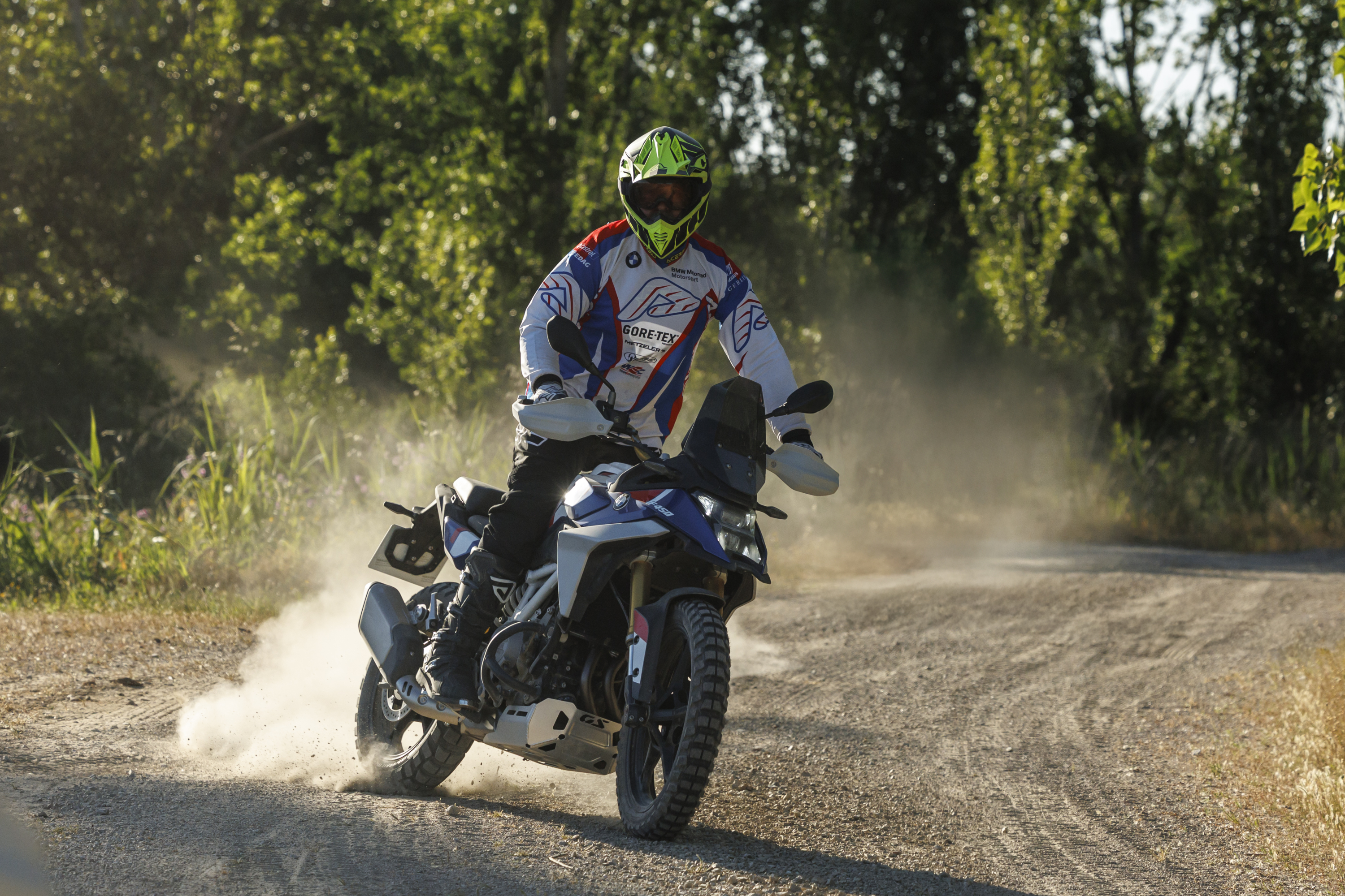 F 450 GS, BMW entra por fin en la pelea del 'trail' de acceso