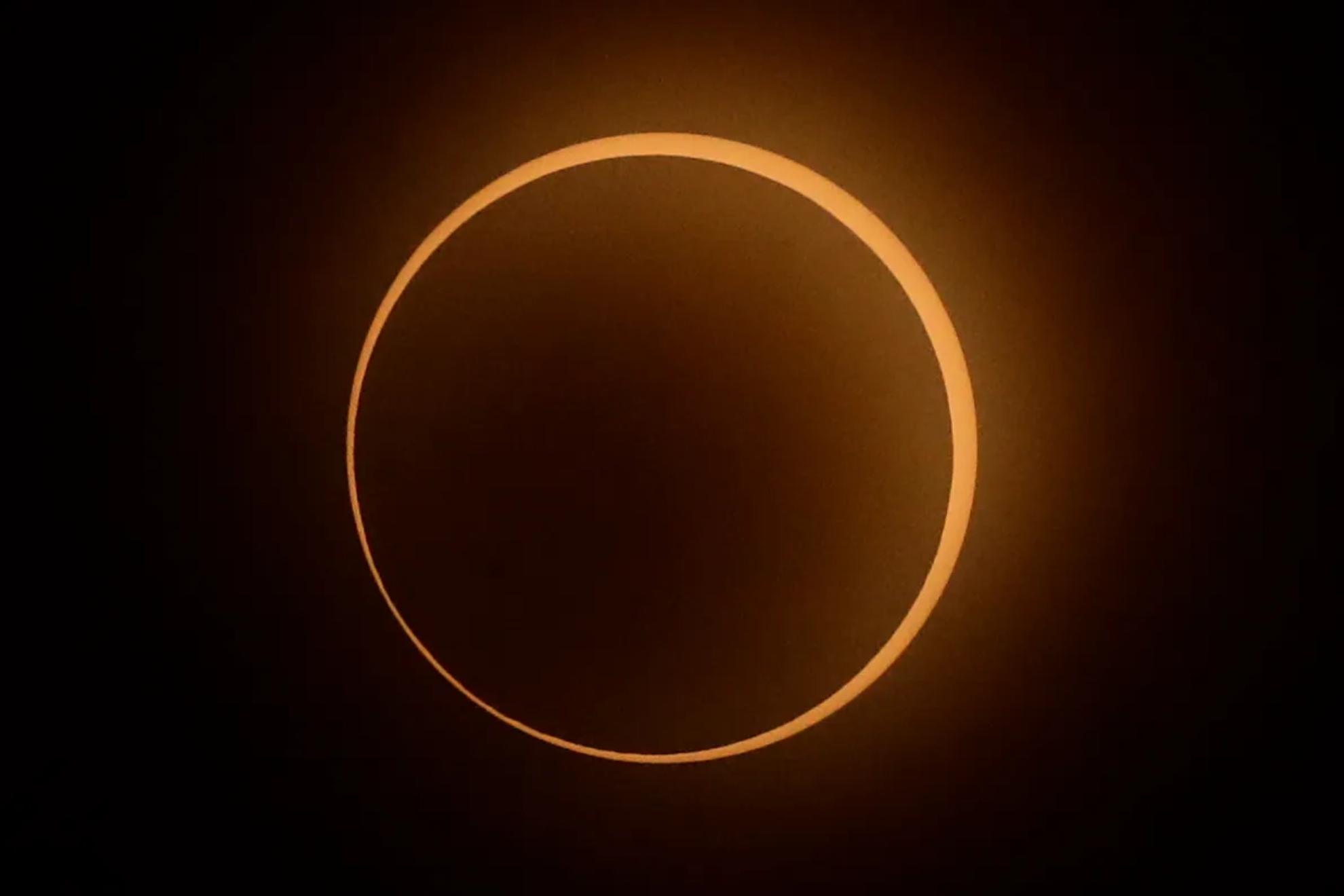 El impresionante eclipse solar total de 7 minutos que oscurecerá a ...