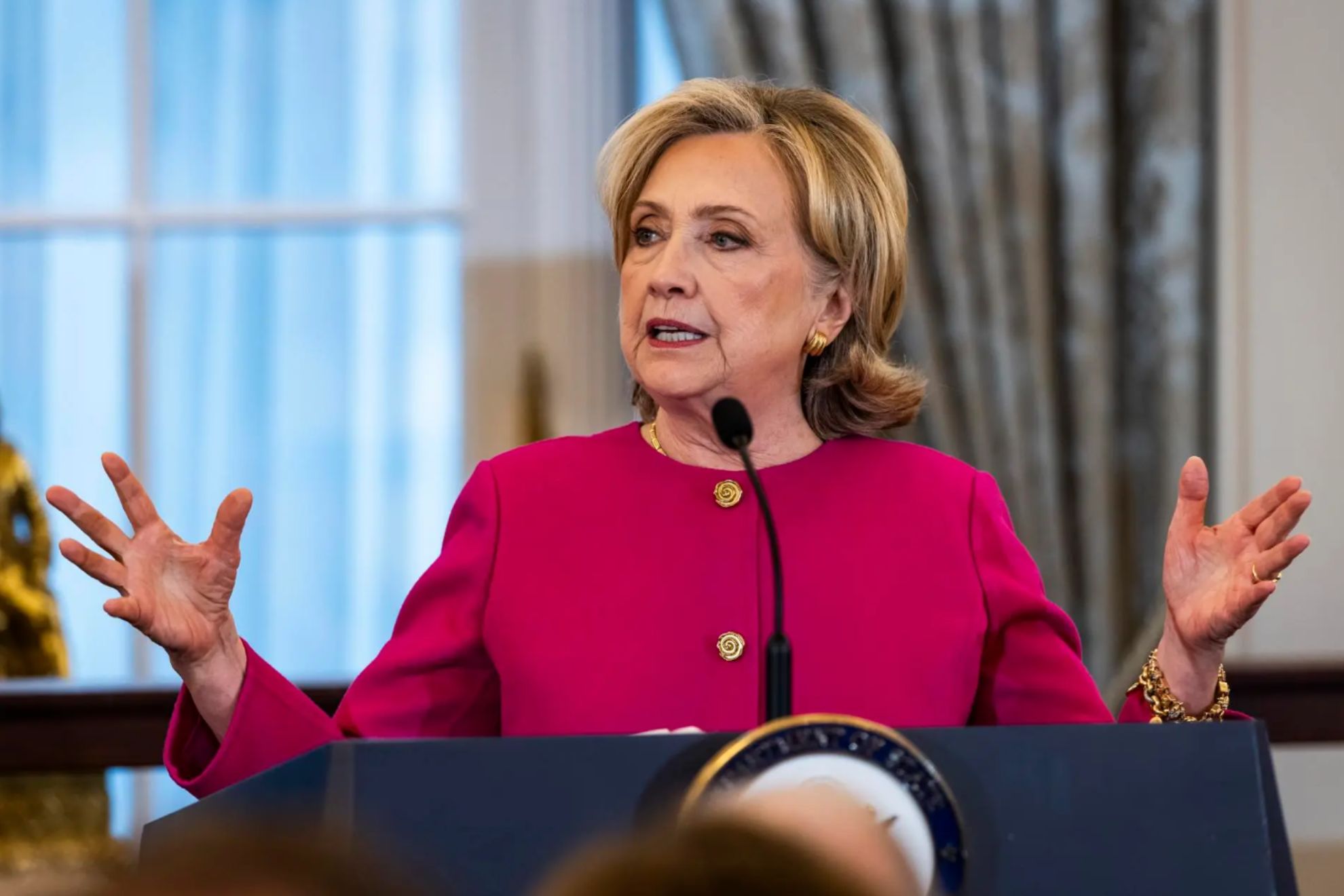 Hillary Clinton lamenta la expulsión de EEUU del árbitro somalí: “Es ...